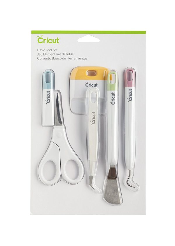 Cricut Must Haves For Beginners - InsideOutlined